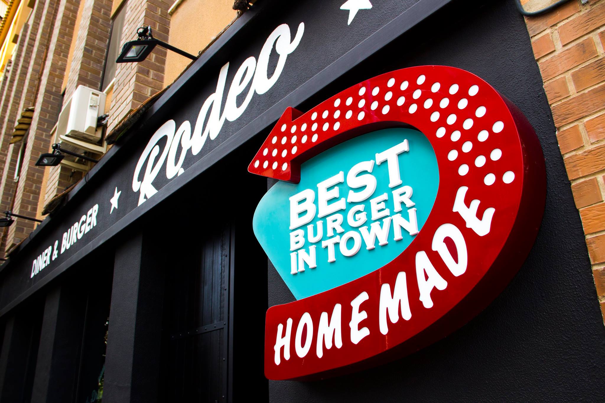 Rodeo Diner & Burger - Tu restaurante americano en Villena - Rodeo ...